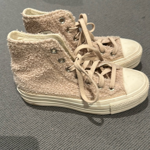 Converse | Shoes | Converse All Star Chuck Taylor Faux Shearling High ...
